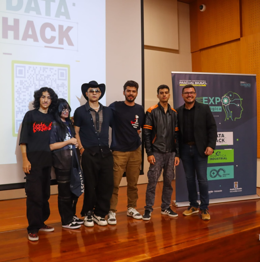 Juan Velez Portfolio